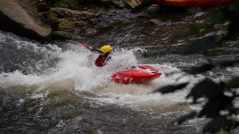 Introduction to Moving Water, Howsham Weir 01 October – GSCC News